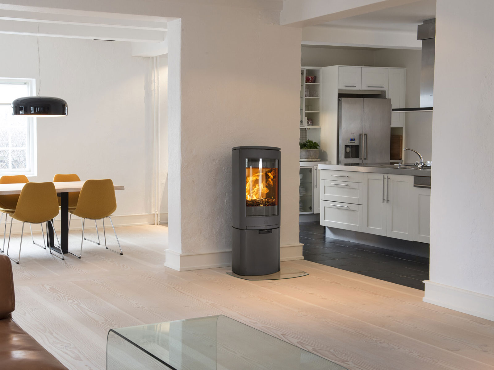Jøtul F 368 v2 Advance - Moderne vedovn i støpejern